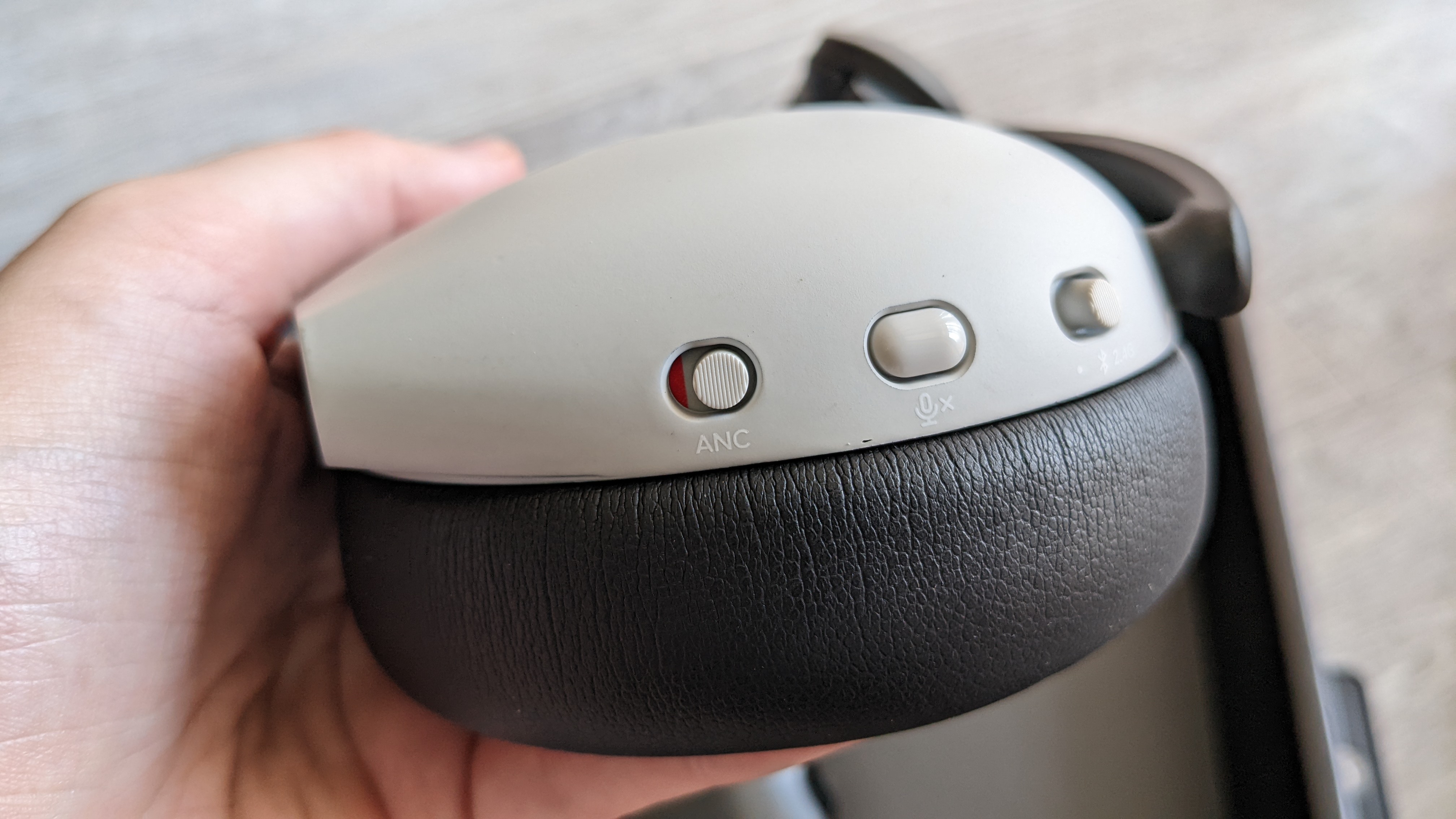 Alienware AW920H headset assessment: Troubleshooting required