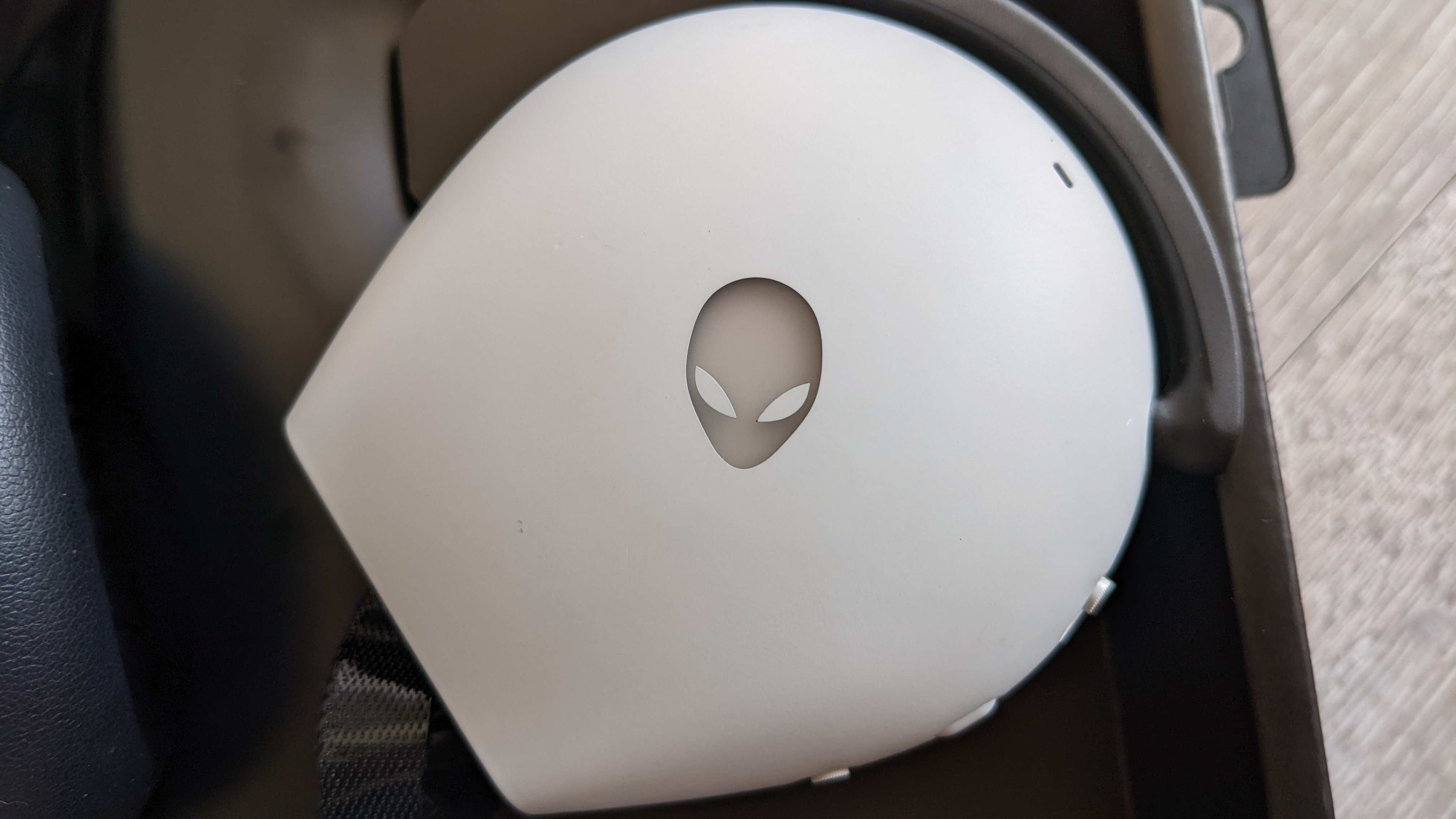 Alienware AW920H headset assessment: Troubleshooting required